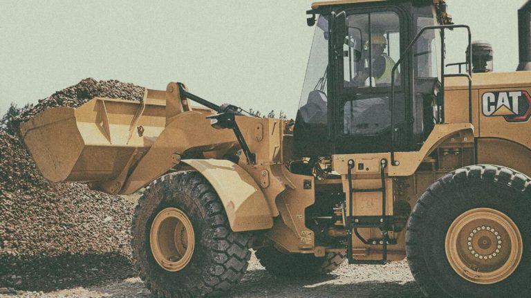 Cat® Wheel Loaders Unmatched Performance | Wagner Equipment Co.