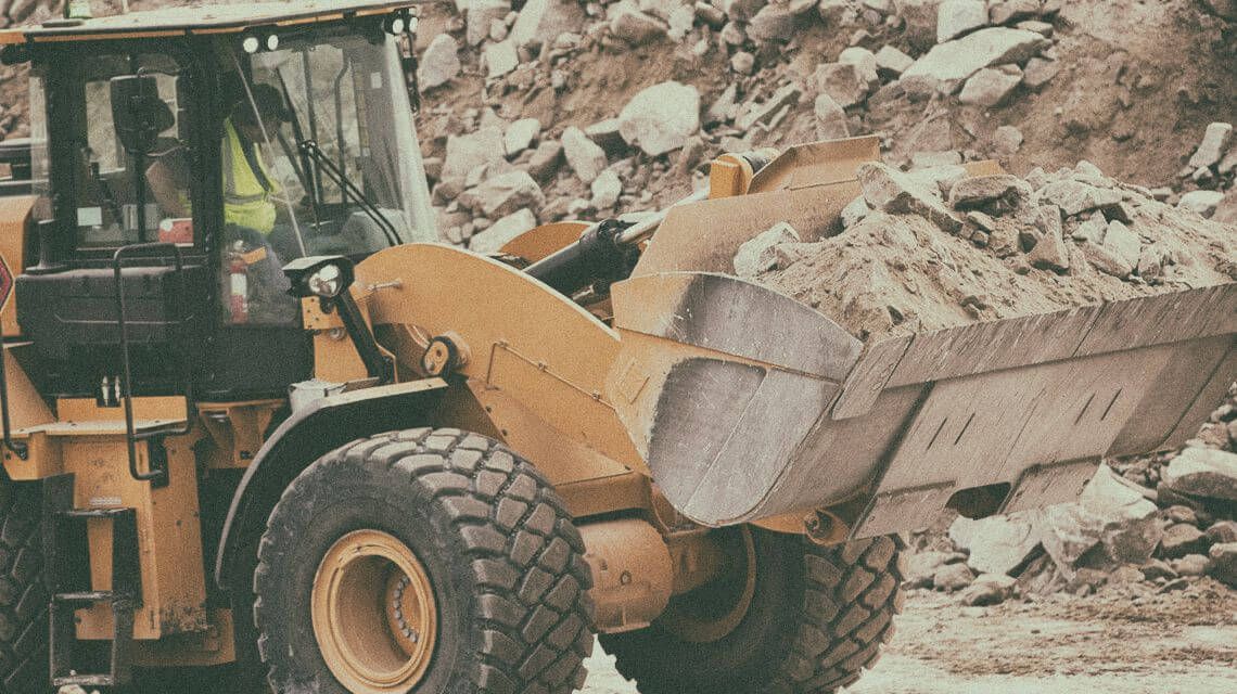 Cat® Wheel Loaders Unmatched Performance | Wagner Equipment Co.